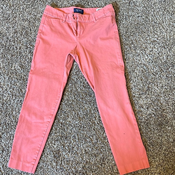 Old Navy | Pants & Jumpsuits | Stretchy Capri Length Bubble Gum Pink ...